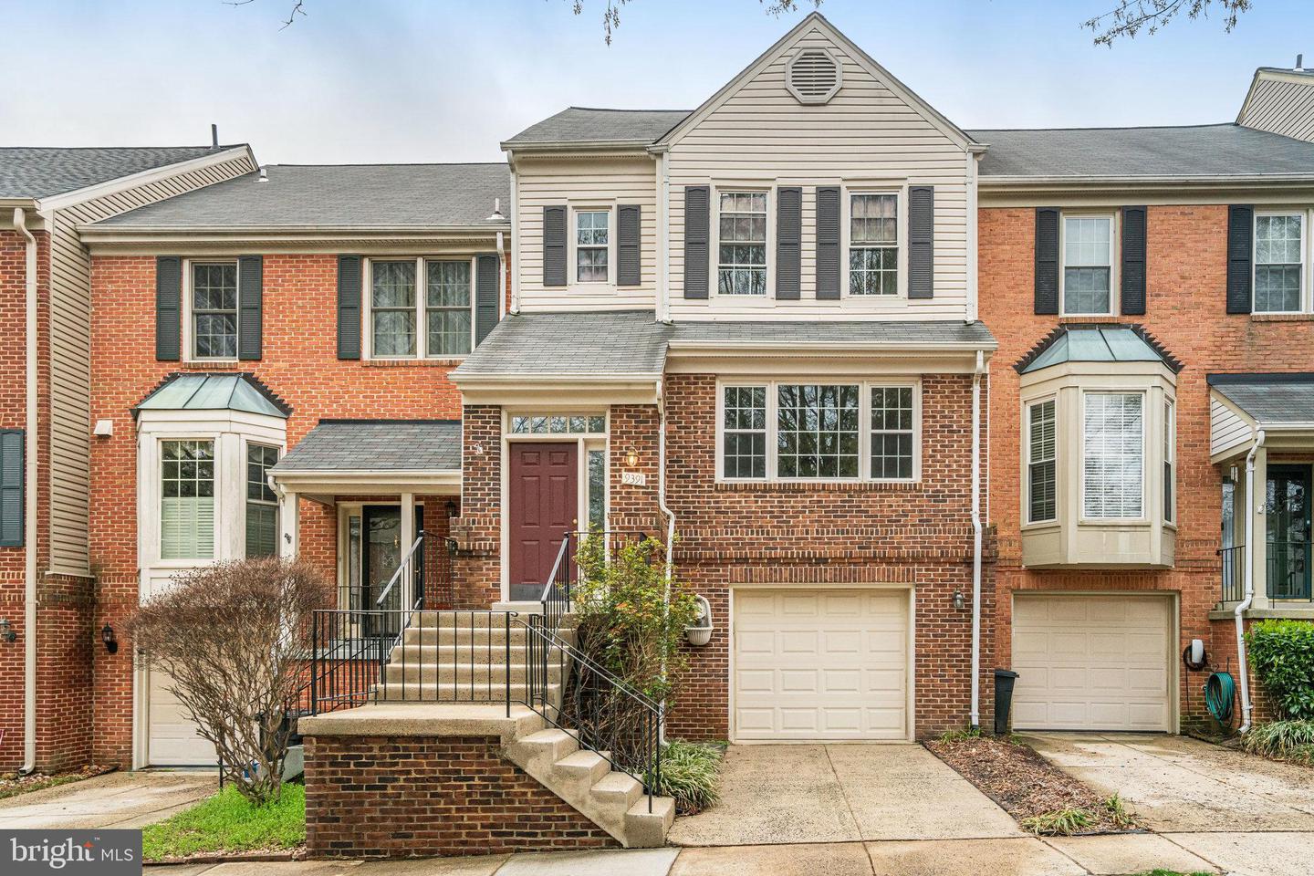 9391 Peter Roy Ct, Burke, VA 22015 - MLS VAFX2241272 - Coldwell Banker