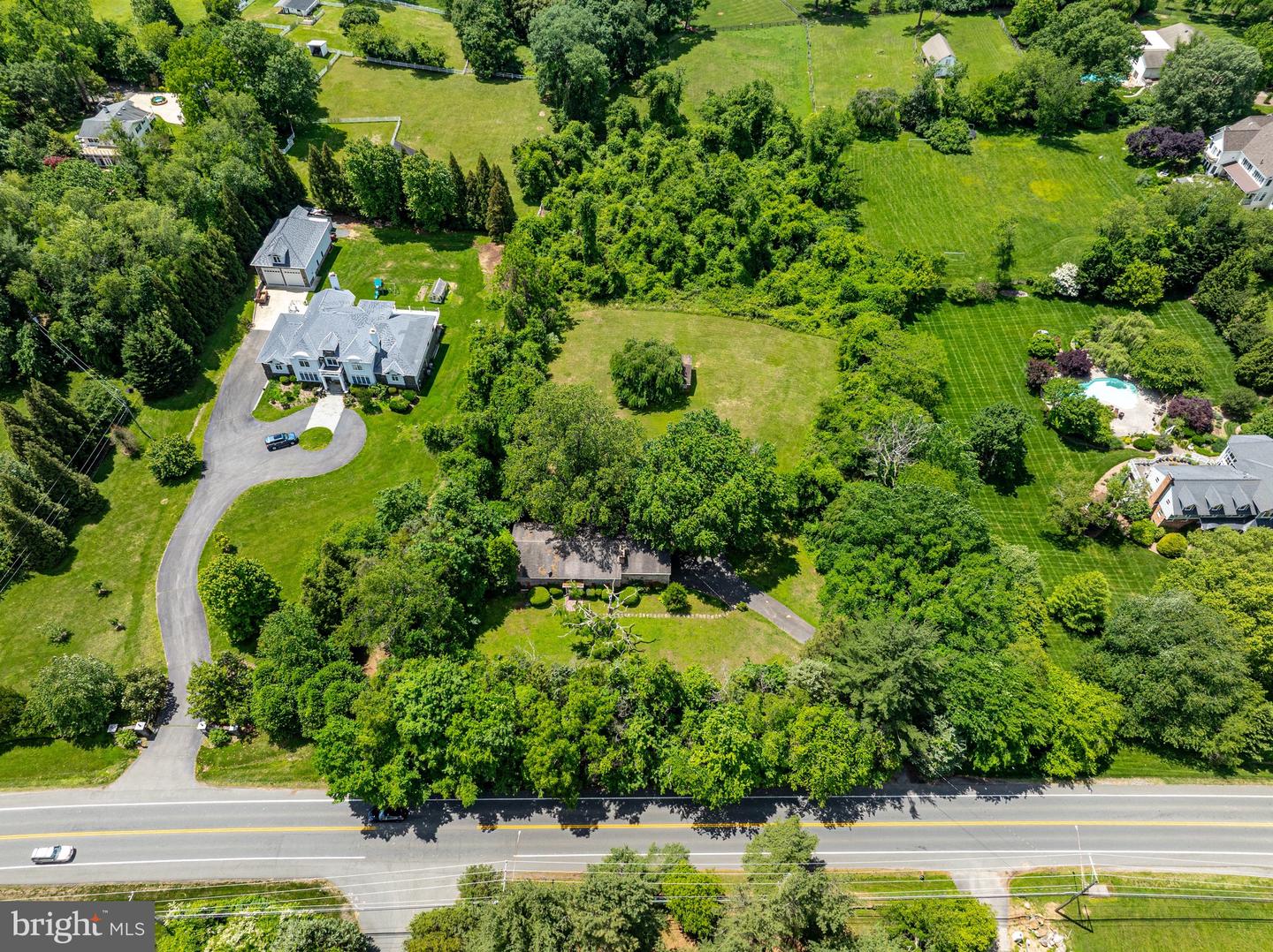 2306 Hunter Mill Rd, Vienna, VA 22181 - MLS VAFX2242902 - Coldwell Banker
