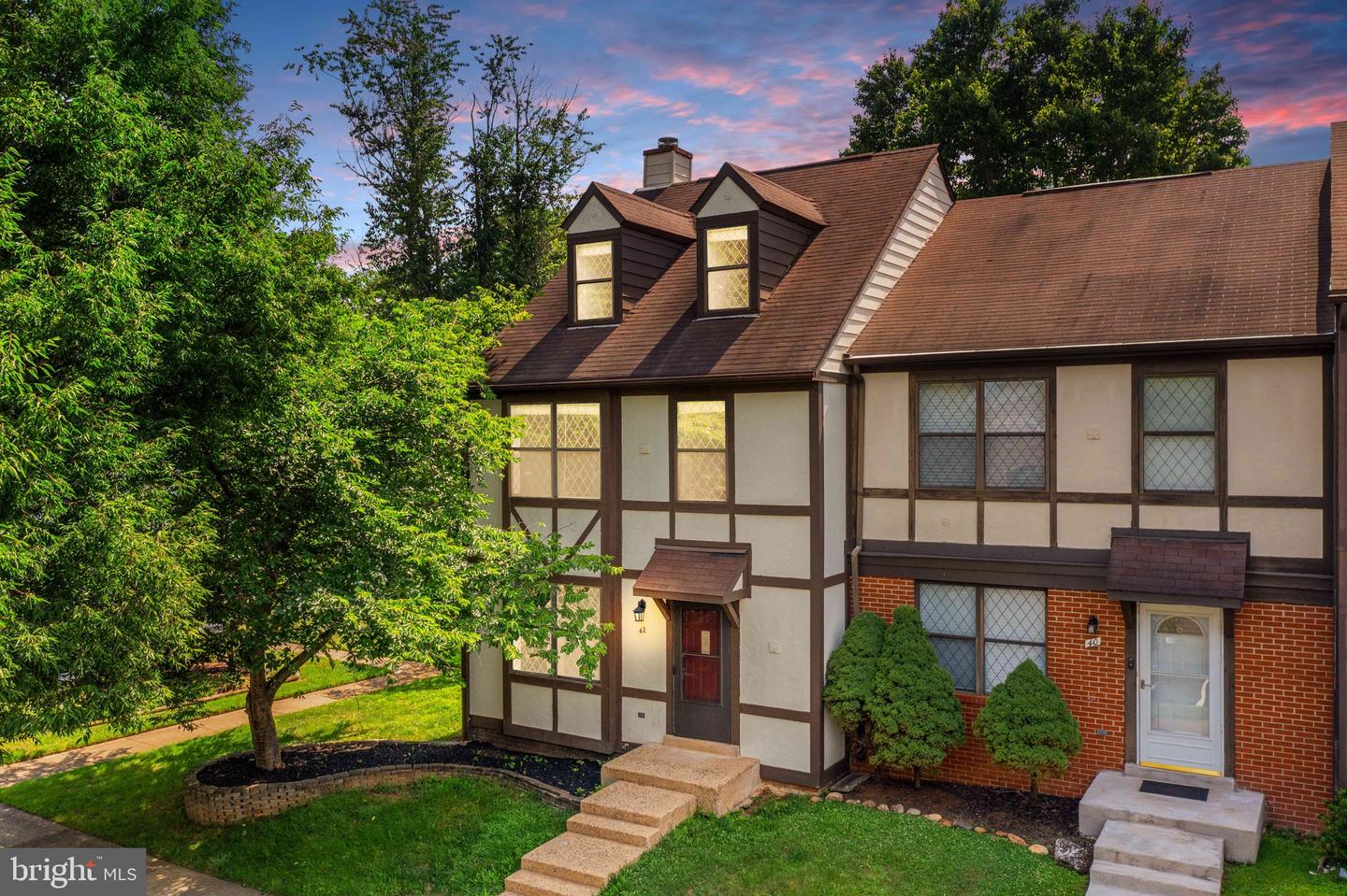 42 Millard Ct, Sterling, VA 20165 - MLS VALO2054090 - Coldwell Banker