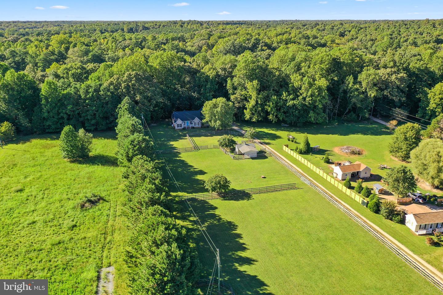 268 Pipe-N-Tree Dr, Hartfield, VA 23071 - MLS VAMX2000178 - Coldwell Banker