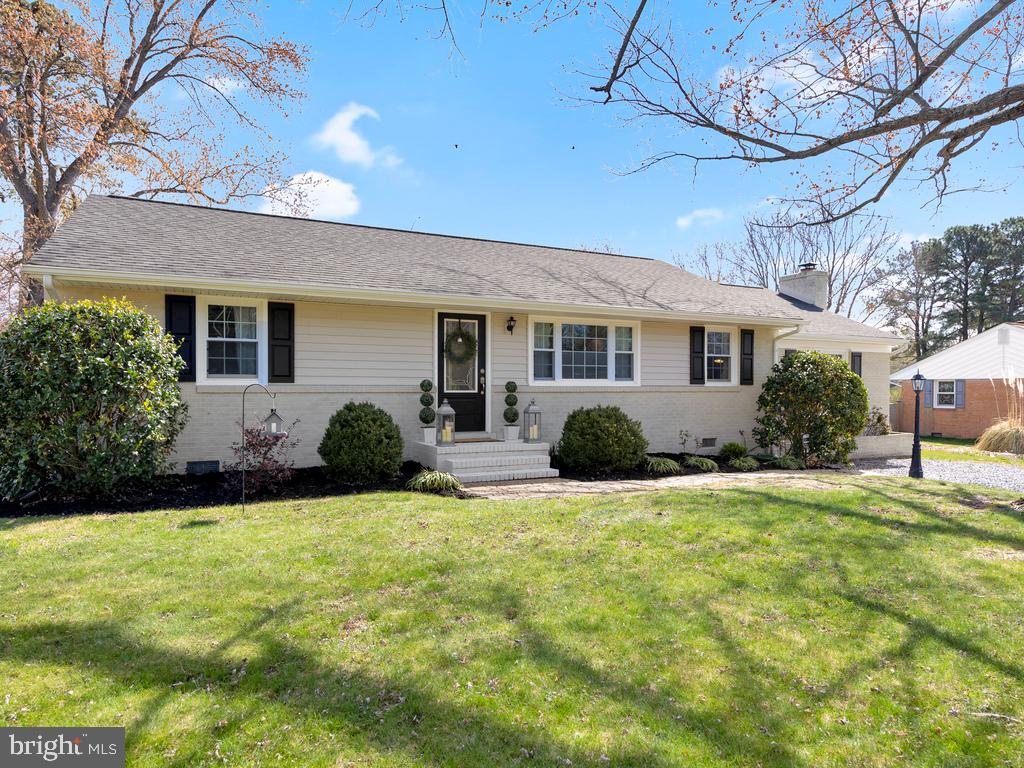 608 Jett St, Fredericksburg, VA 22405 - MLS VAST2019600 - Coldwell Banker