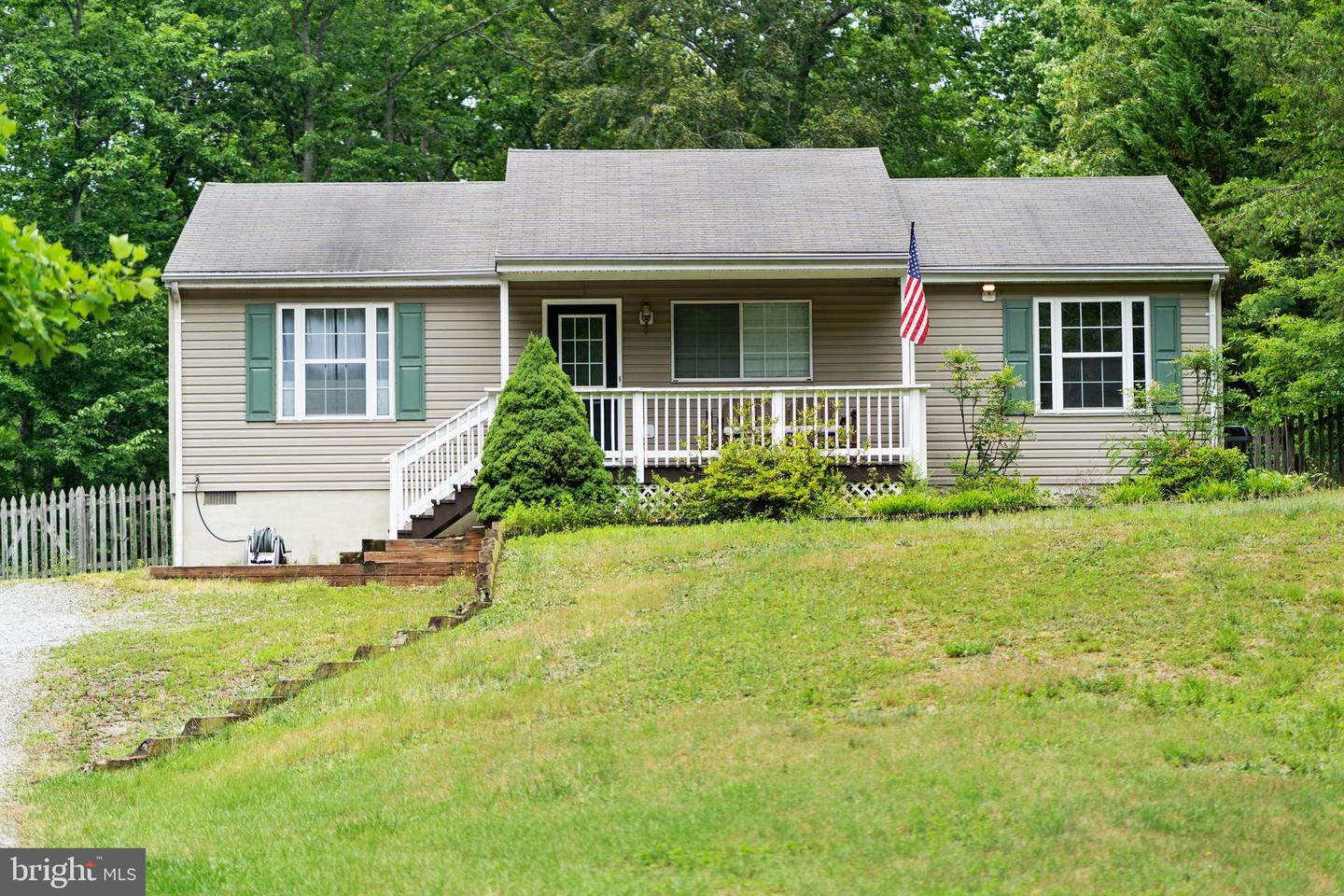 556 Ramoth Church Rd, Fredericksburg, VA 22406 - MLS VAST2030348 ...