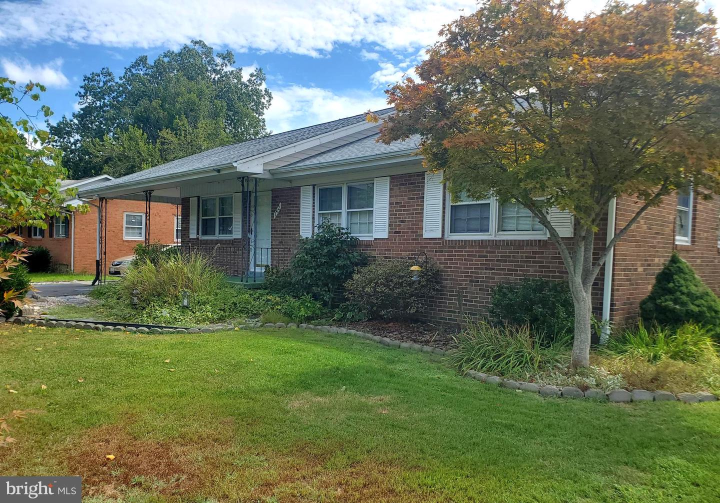 142 12th St, Colonial Beach, VA 22443 - MLS VAWE2005254 - Coldwell Banker