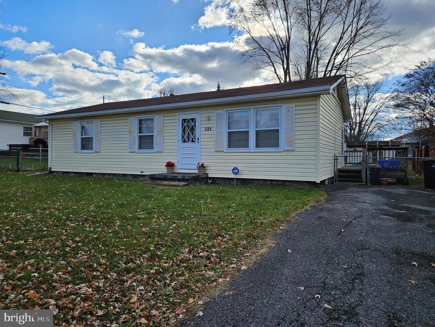 725 Green St, Winchester, VA 22601 - MLS VAWI2004816 - Coldwell Banker