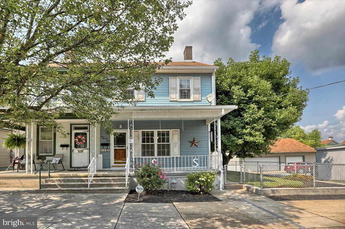 421 E Chestnut St, Lebanon, PA 17042 - MLS PALN2000968 - Coldwell Banker