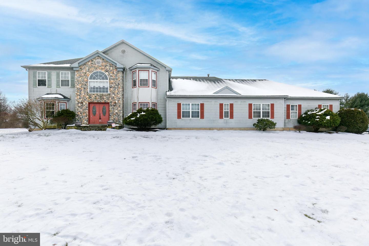 15 Yeger Dr, Allentown, NJ 08501 - MLS NJMM2002258 - Coldwell Banker