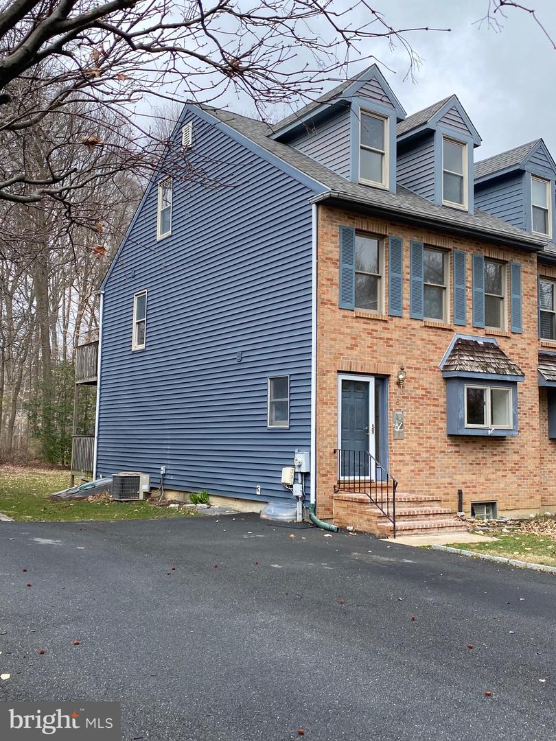 6 Variton Dr, Wilmington, DE 19810 - MLS DENC2039434 - Coldwell Banker