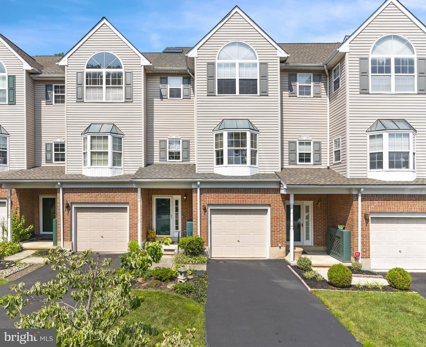 104 Vineyards Ct, Wilmington, DE 19810 - MLS DENC2046100 - Coldwell Banker