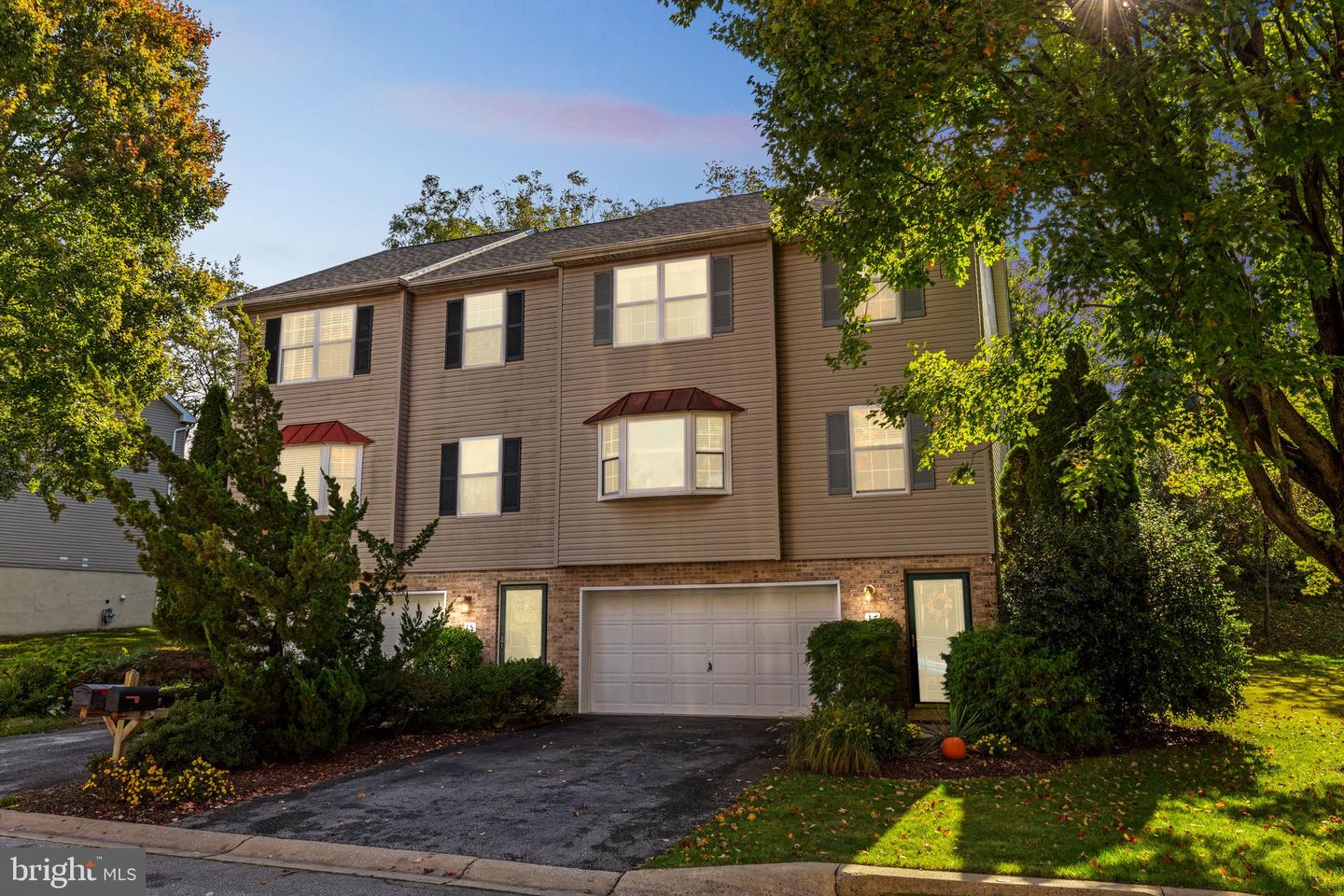 17 Addicks Ct, Wilmington, DE 19808 - MLS DENC2051408 - Coldwell Banker