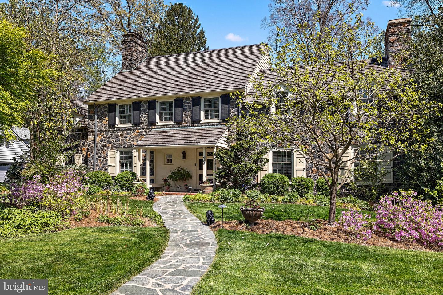 900 Overbrook Rd, Wilmington, DE 19807 - MLS DENC2060272 - Coldwell Banker