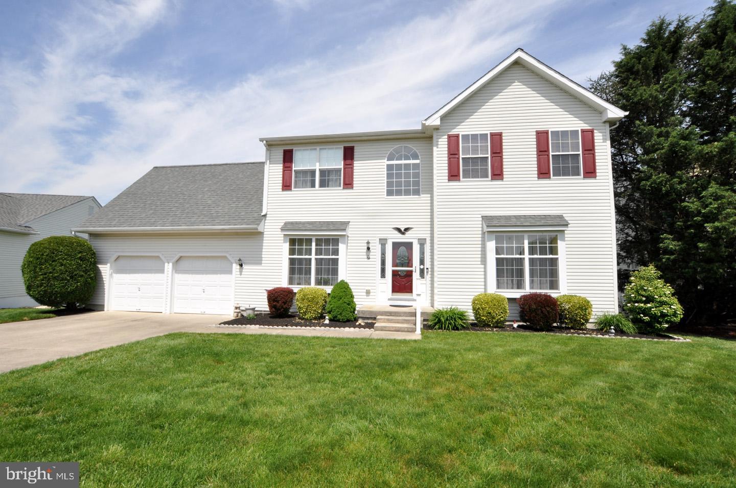 14 Roslyn Dr, Delran, NJ 08075 - MLS NJBL2064018 - Coldwell Banker