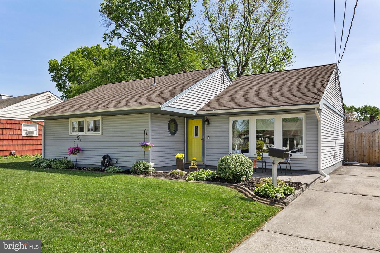 4 Rose Ave, Maple Shade, NJ 08052 - MLS NJBL2086546 - Coldwell Banker