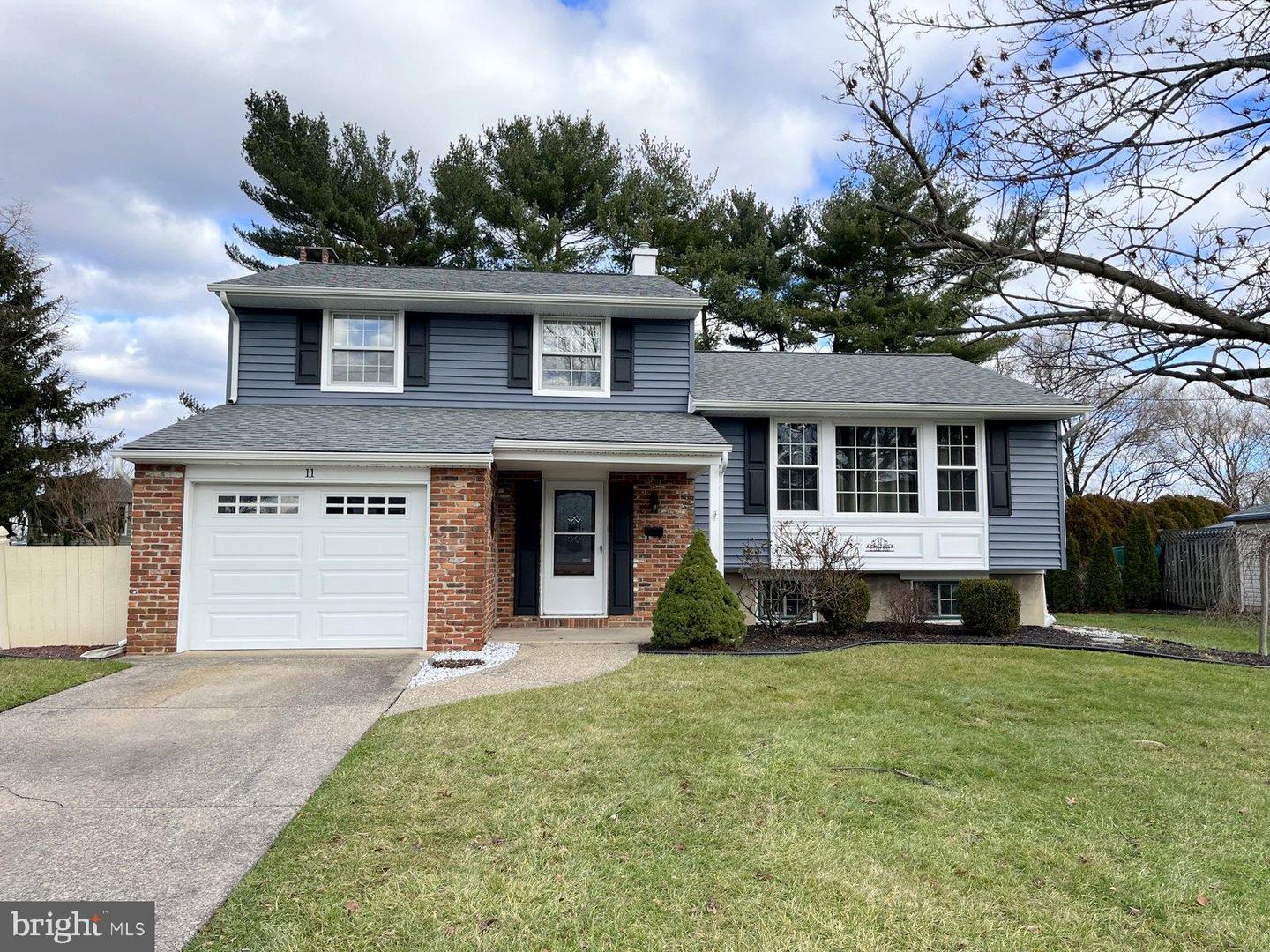 11 Lamp Post Ln, Cherry Hill, NJ 08003 - MLS NJCD2060068 - Coldwell Banker