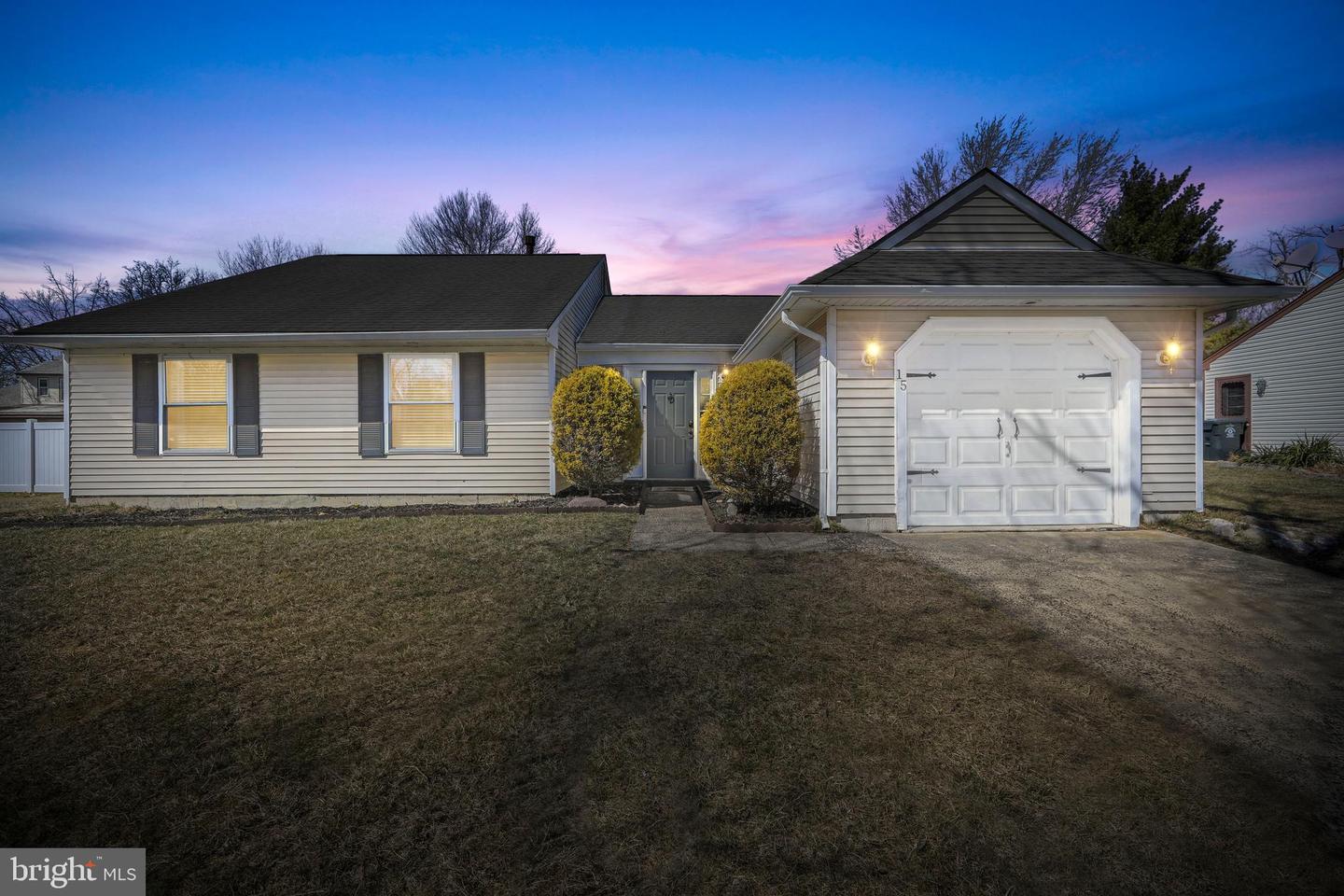 15 Dunhill Dr, Voorhees, NJ 08043 - MLS NJCD2087334 - Coldwell Banker