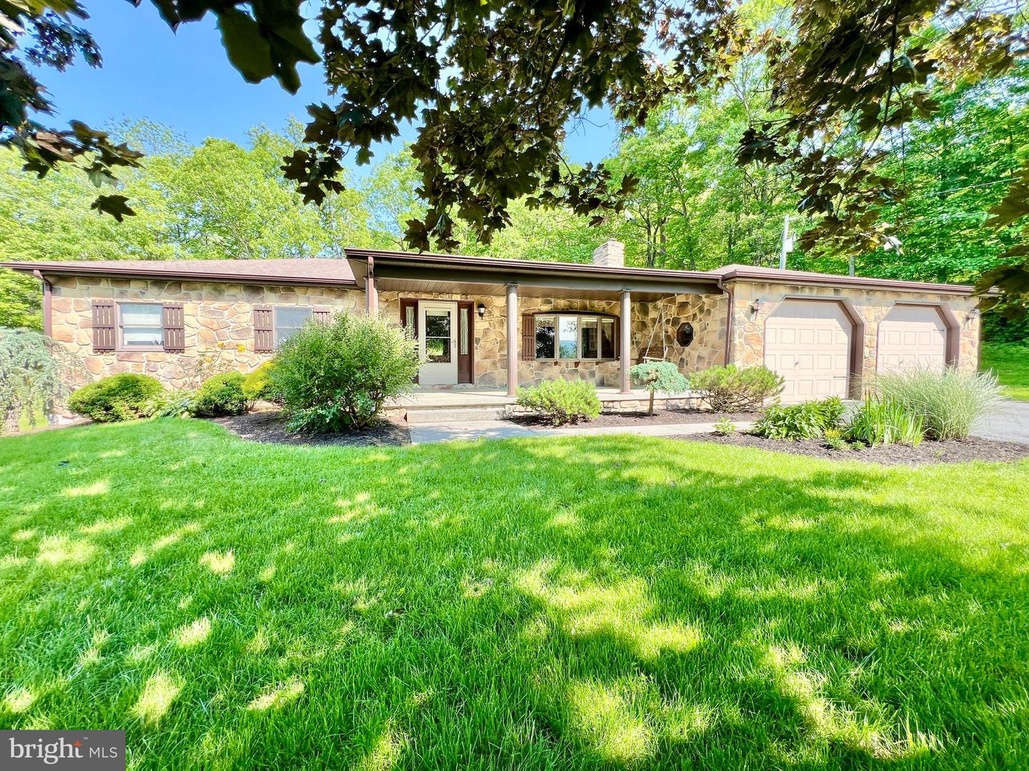 442 Old Henry Path Rd, New Enterprise, PA 16664 - MLS PABD2002620 ...