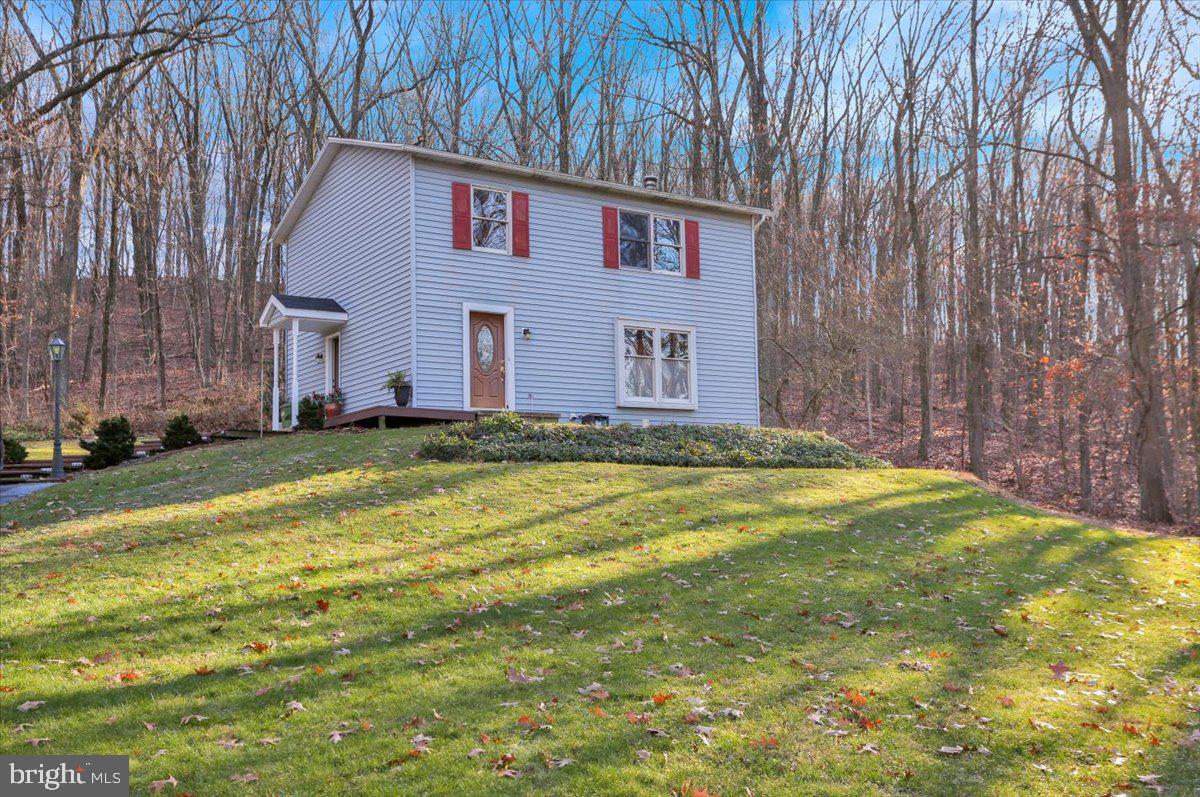 26 Acorn Ln, Fleetwood, PA 19522 - MLS PABK2023566 - Coldwell Banker