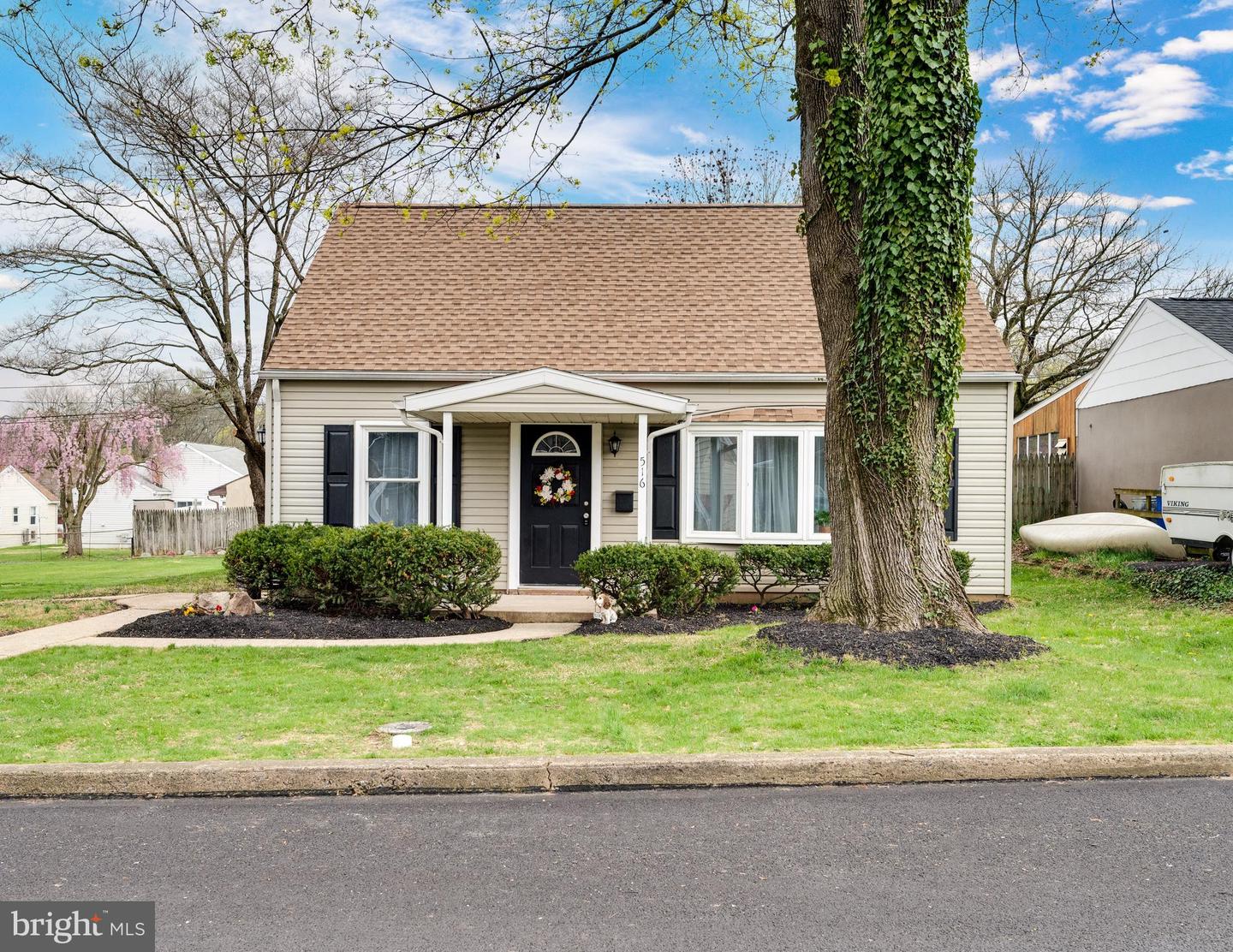 516 Lockheed Ave, Reading, PA 19601 - MLS PABK2042980 - Coldwell Banker