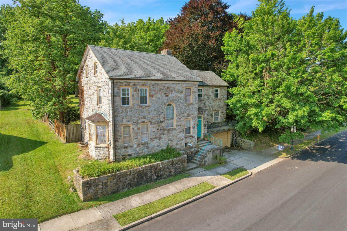 1010 Old Wyomissing Rd, Reading, PA 19611 - MLS PABK2044184 - Coldwell ...