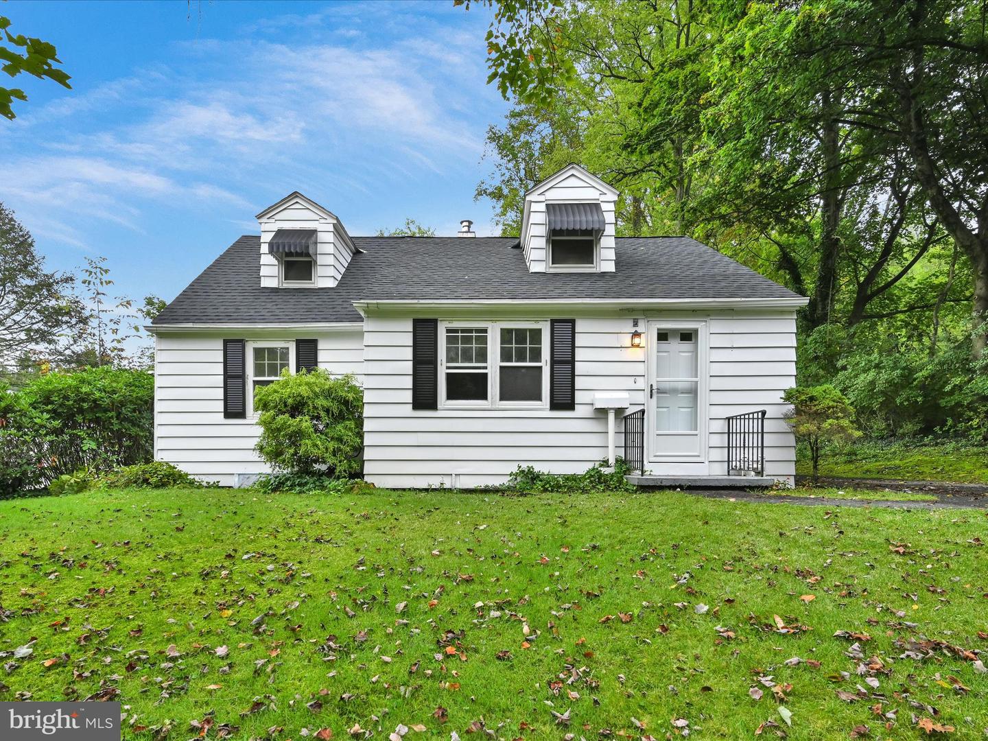 5 Cedar St, Mohnton, PA 19540 - MLS PABK2049608 - Coldwell Banker