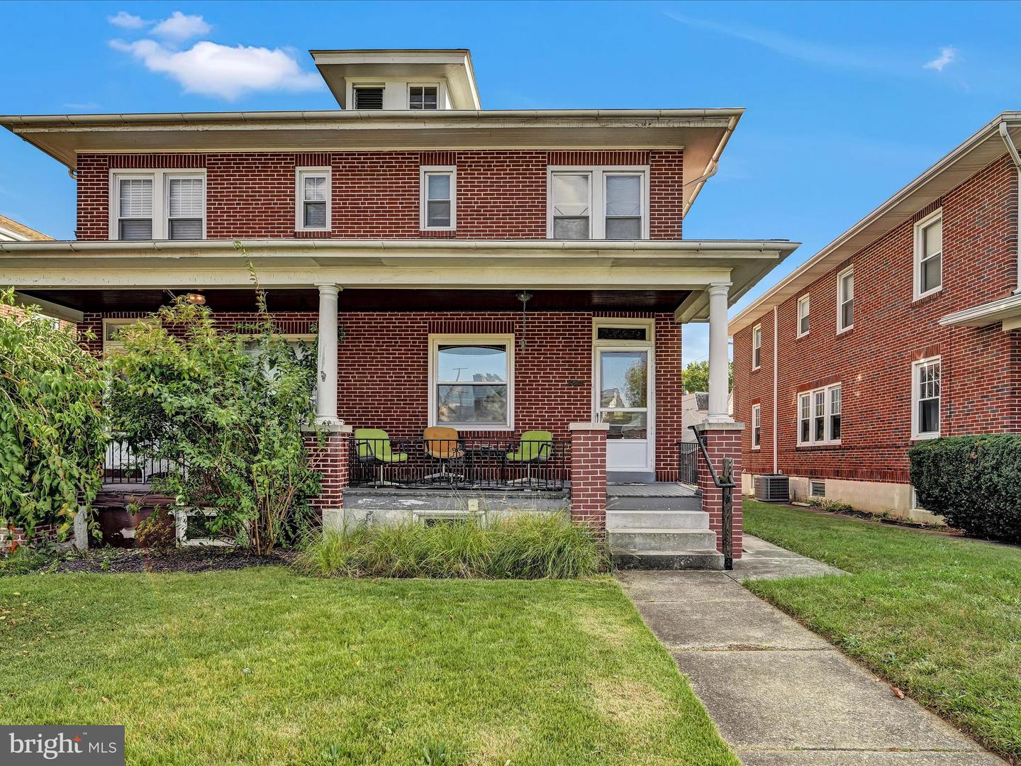 206 Madison Ave, Reading, PA 19605 - MLS PABK2050010 - Coldwell Banker