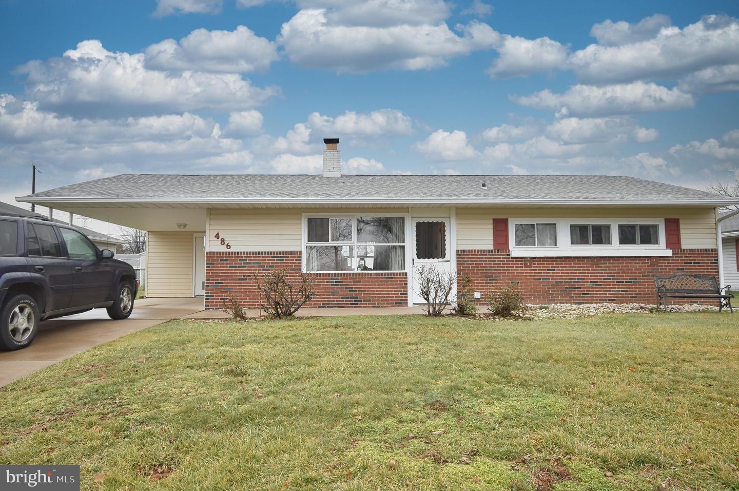486 Lakeside Dr, Levittown, PA 19054 - MLS PABU2044624 - Coldwell Banker