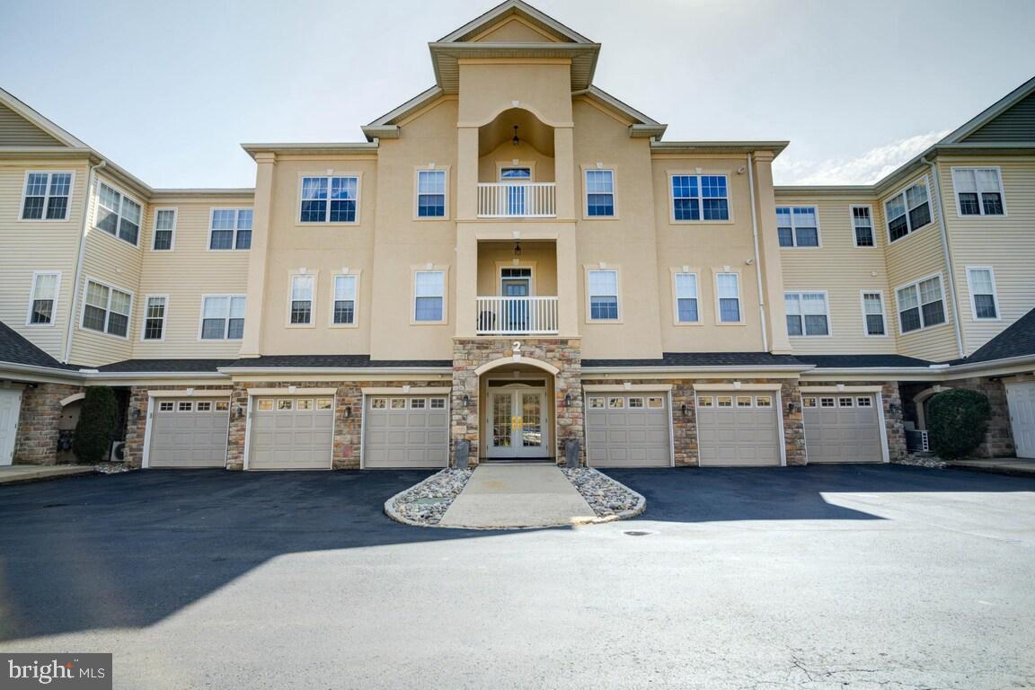 2 Falcon Dr #303, Holland, PA 18966 - MLS PABU2046264 - Coldwell Banker