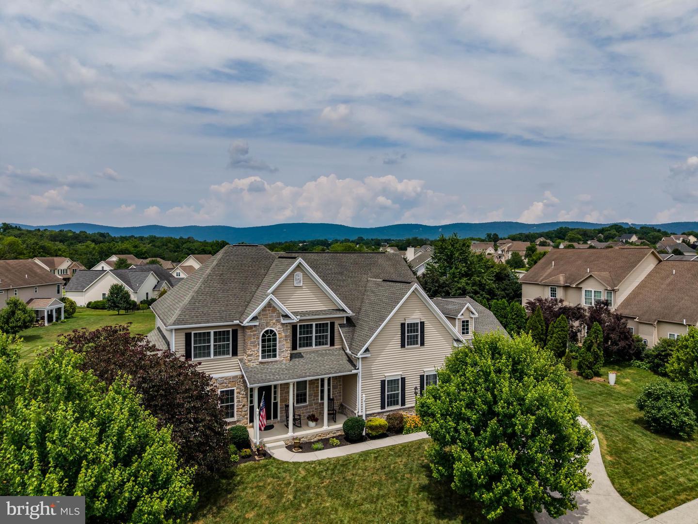 44 Old Coach Ln, Carlisle, PA 17013 - MLS PACB2043702 - Coldwell Banker