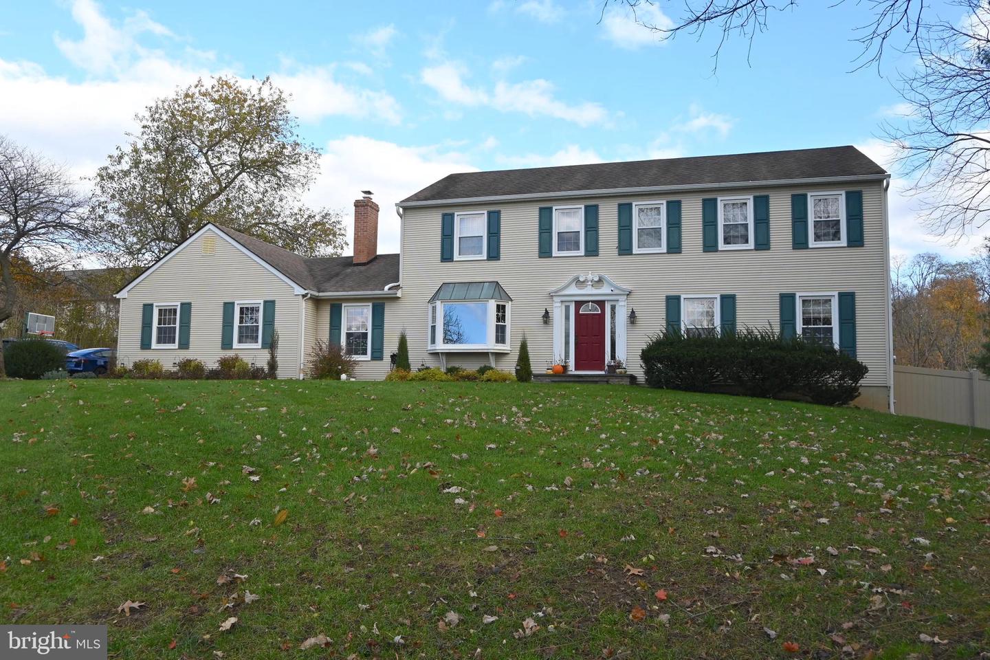 907 Owen Rd, West Chester, PA 19380 - MLS PACT2018486 - Coldwell Banker