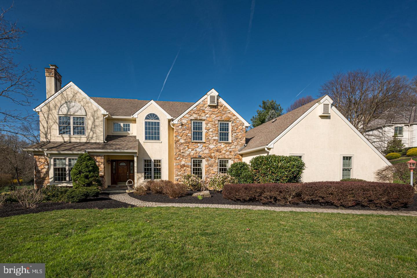 16 Fox Ridge Dr, Malvern, PA 19355 - MLS PACT2042814 - Coldwell Banker