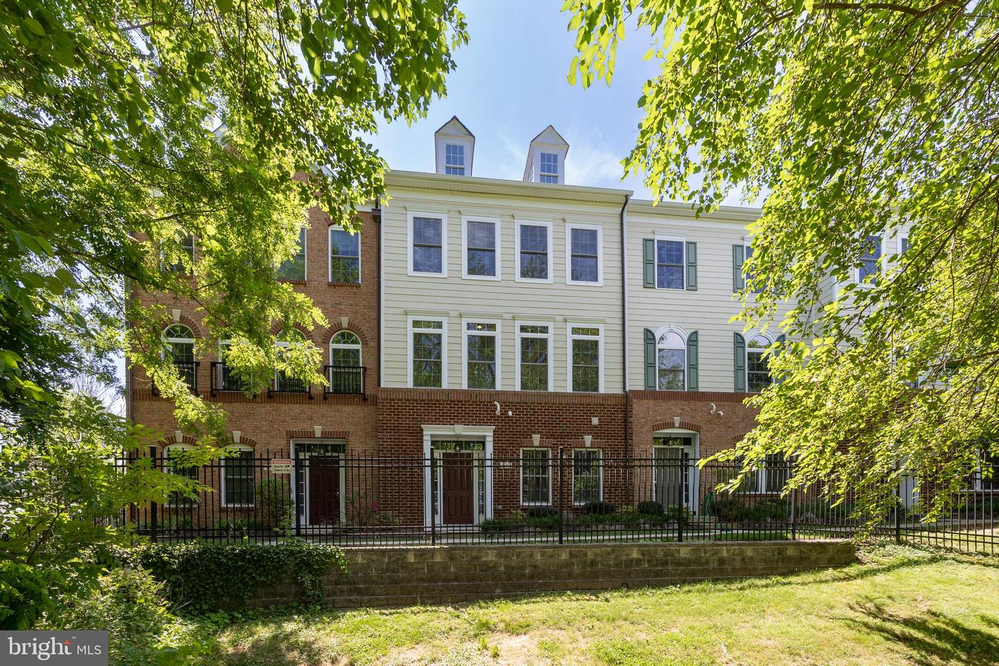 520 Raymond Dr, West Chester, PA 19380 - MLS PACT2046470 - Coldwell Banker