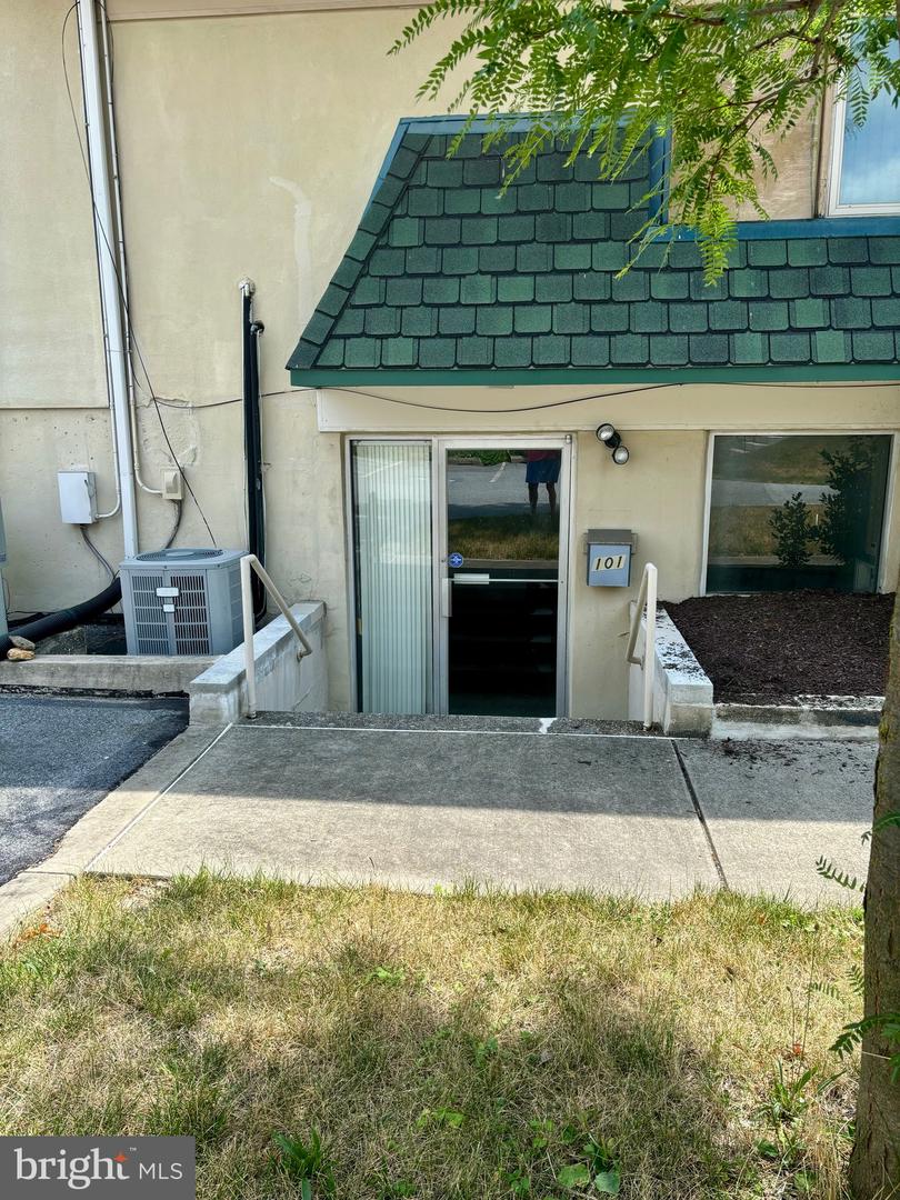 3521 E Lincoln Hwy, Thorndale, PA 19372 - MLS PACT2070126 - Coldwell Banker