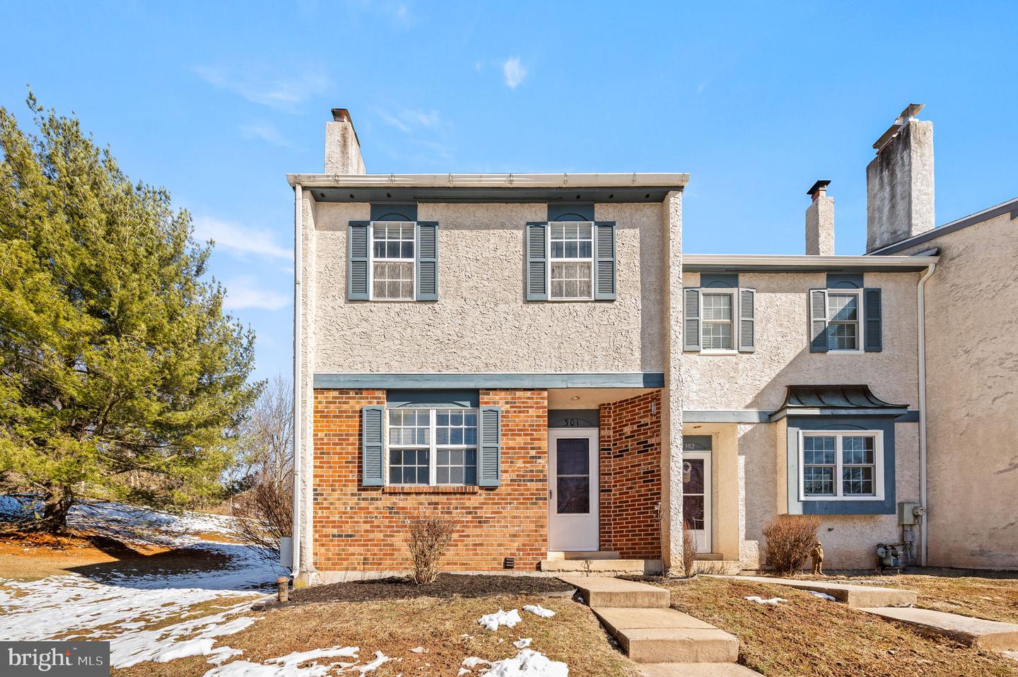 301 Debbie Ln, Phoenixville, PA 19460 - MLS PACT2089882 - Coldwell Banker