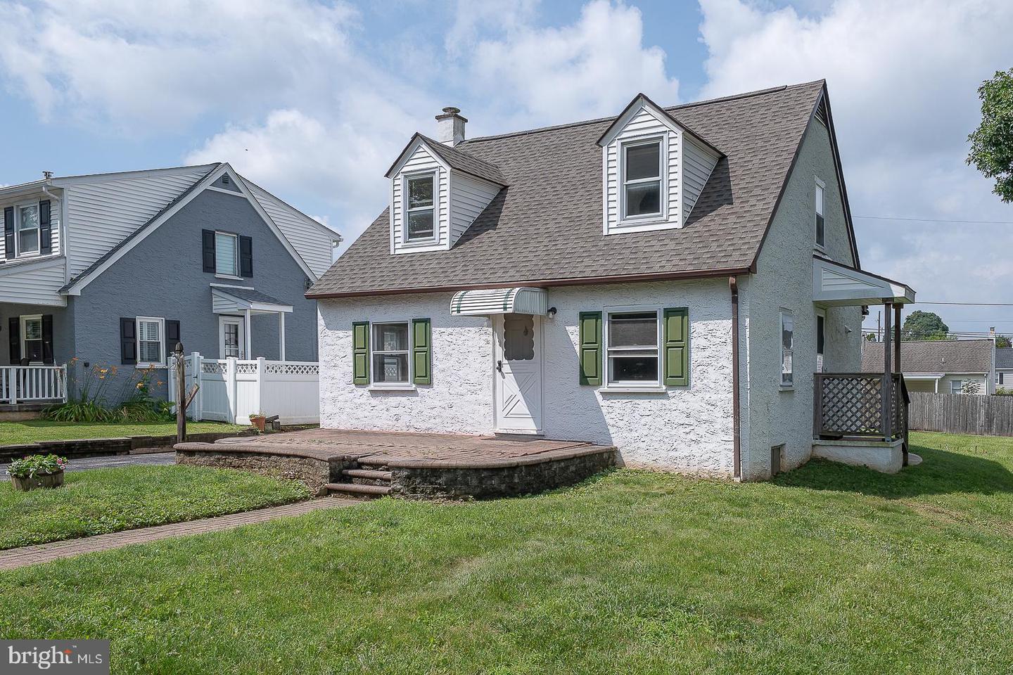 222 New St, Exton, PA 19341 - MLS PACT2102632 - Coldwell Banker