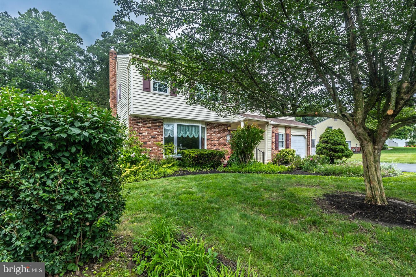 106 Noel Cir, Exton, PA 19341 - MLS PACT2103754 - Coldwell Banker