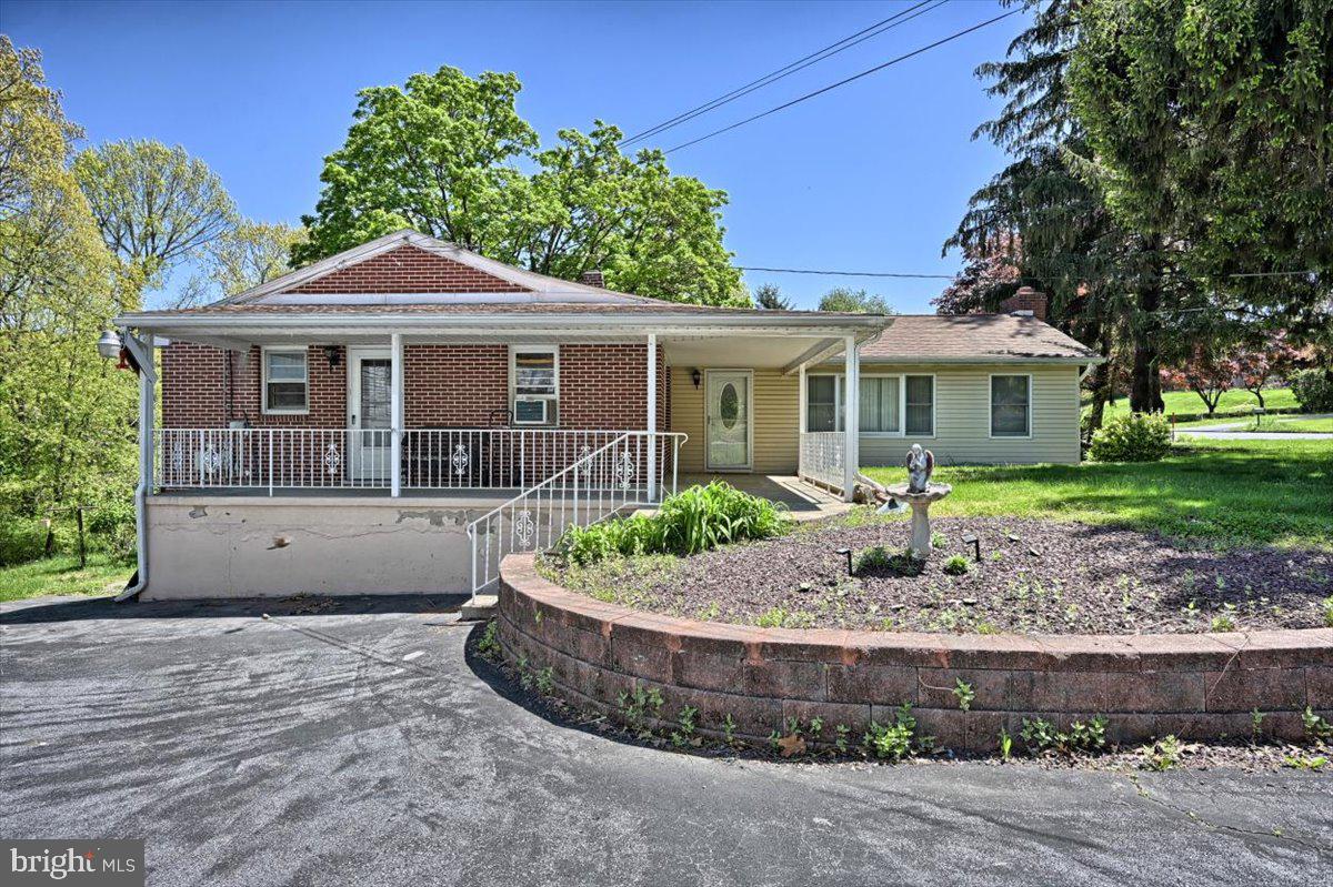 7450 Chambers Hill Rd, Harrisburg, PA 17111 - MLS PADA2012588 ...