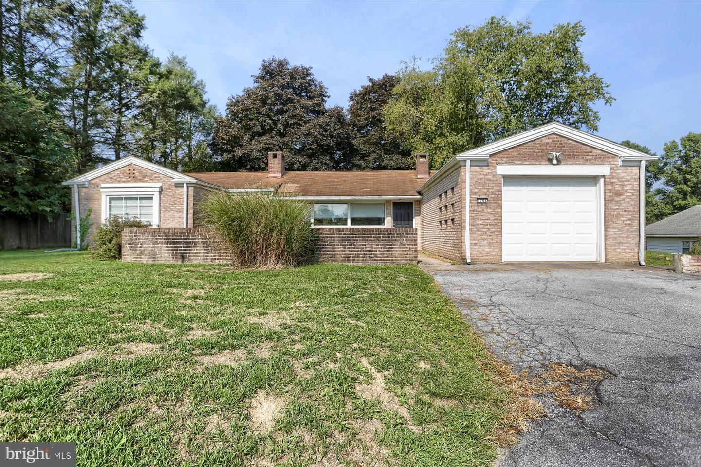 1704 Colonial Rd, Harrisburg, PA 17112 - MLS PADA2037170 - Coldwell Banker