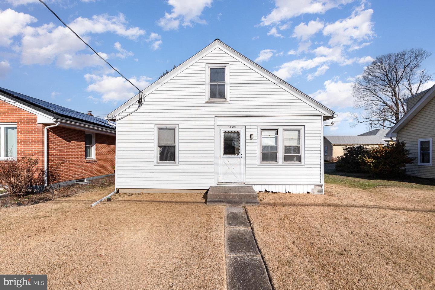 1429 E Derry Rd, Hershey, PA 17033 - MLS PADA2040644 - Coldwell Banker