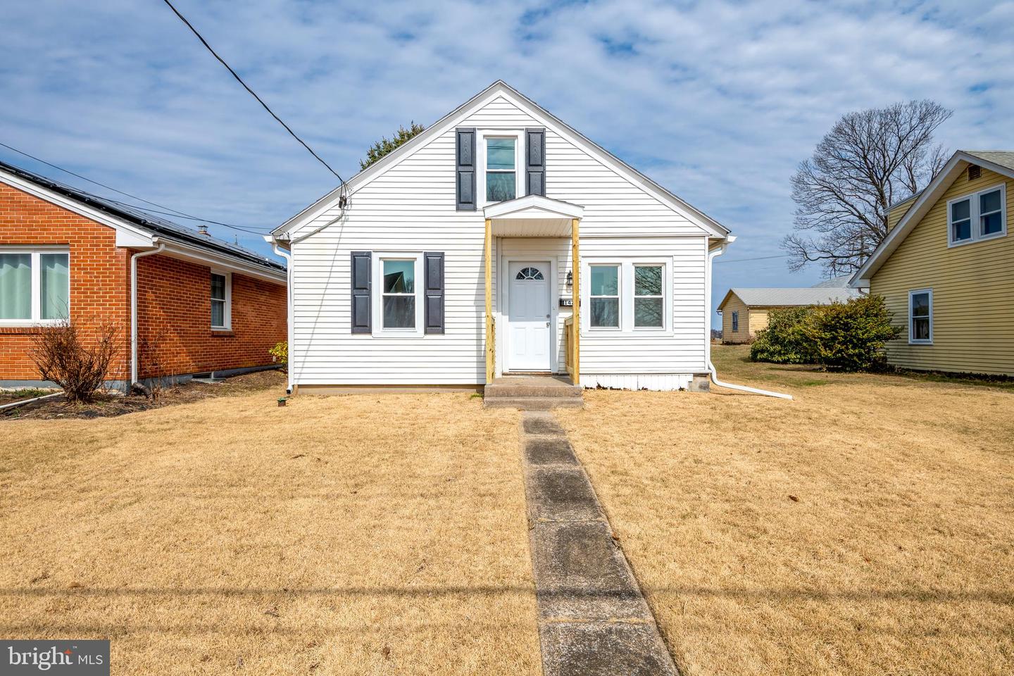 1429 E Derry Rd, Hershey, PA 17033 - MLS PADA2043082 - Coldwell Banker