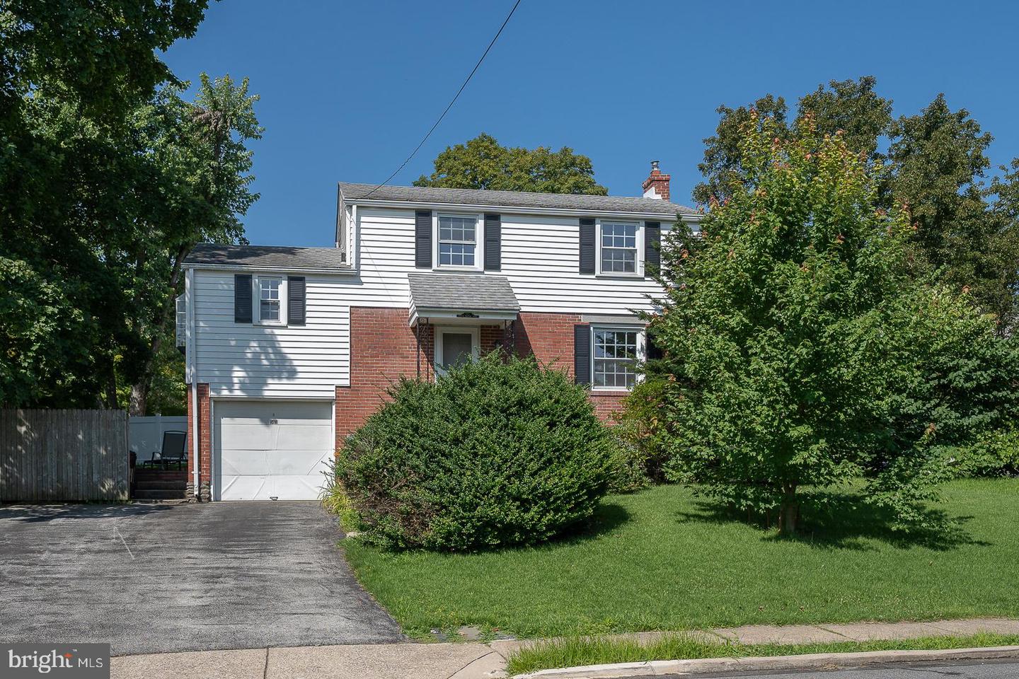 541 N Manoa Rd, Havertown, PA 19083 - MLS PADE2051248 - Coldwell Banker