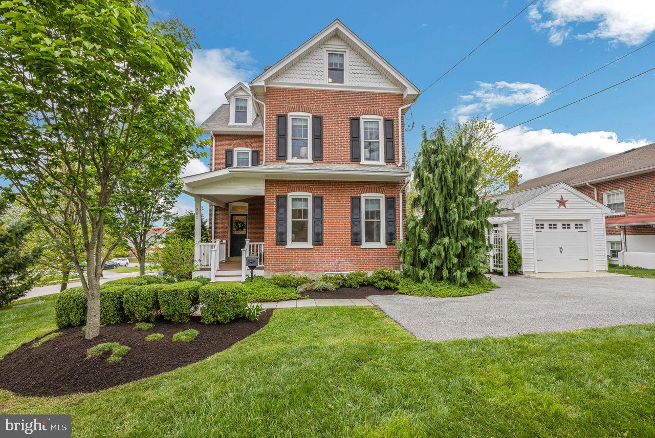 301 E Jefferson St, Media, PA 19063 - MLS PADE2058722 - Coldwell Banker