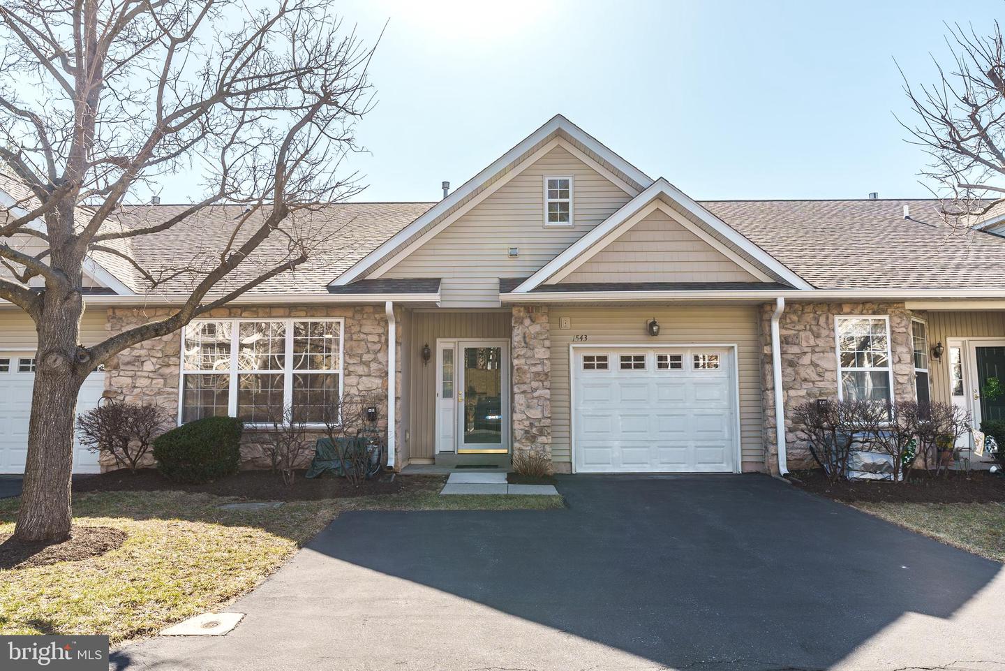 1543 Nicklaus Dr, Springfield, PA 19064 - MLS PADE2085998 - Coldwell Banker
