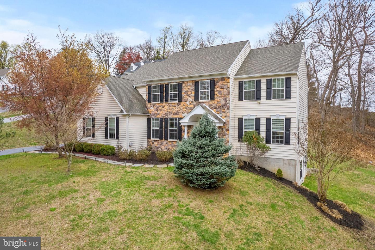 776 Barry Dr, Springfield, PA 19064 - MLS PADE2088114 - Coldwell Banker