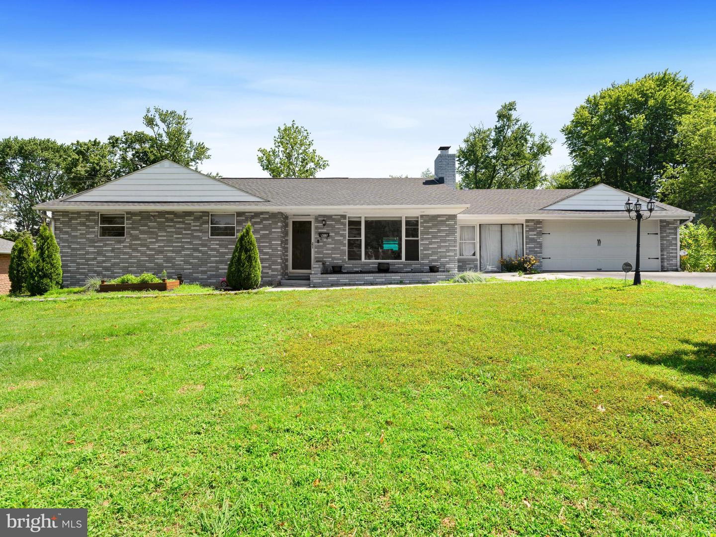 415 Saxer Ave, Springfield, PA 19064 - MLS PADE2093632 - Coldwell Banker