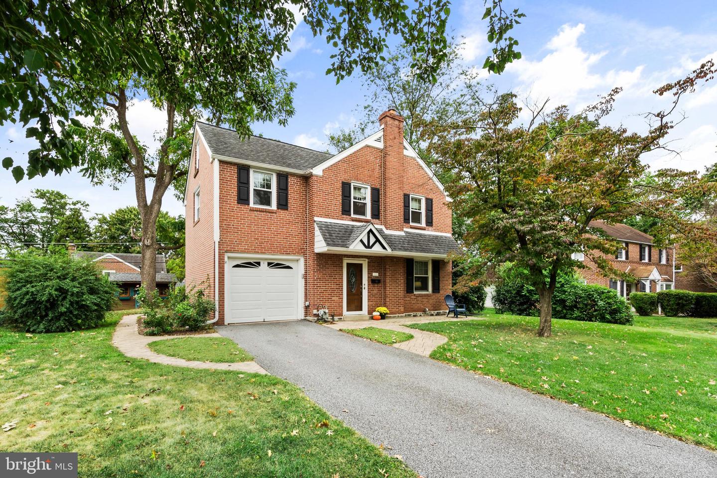 230 Ridgewood Rd, Springfield, PA 19064 - MLS PADE2100096 - Coldwell Banker