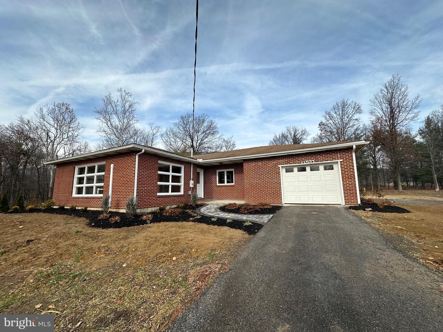 11537 Forge Hill Rd, Roxbury, PA 17251 - MLS PAFL2017296 - Coldwell Banker