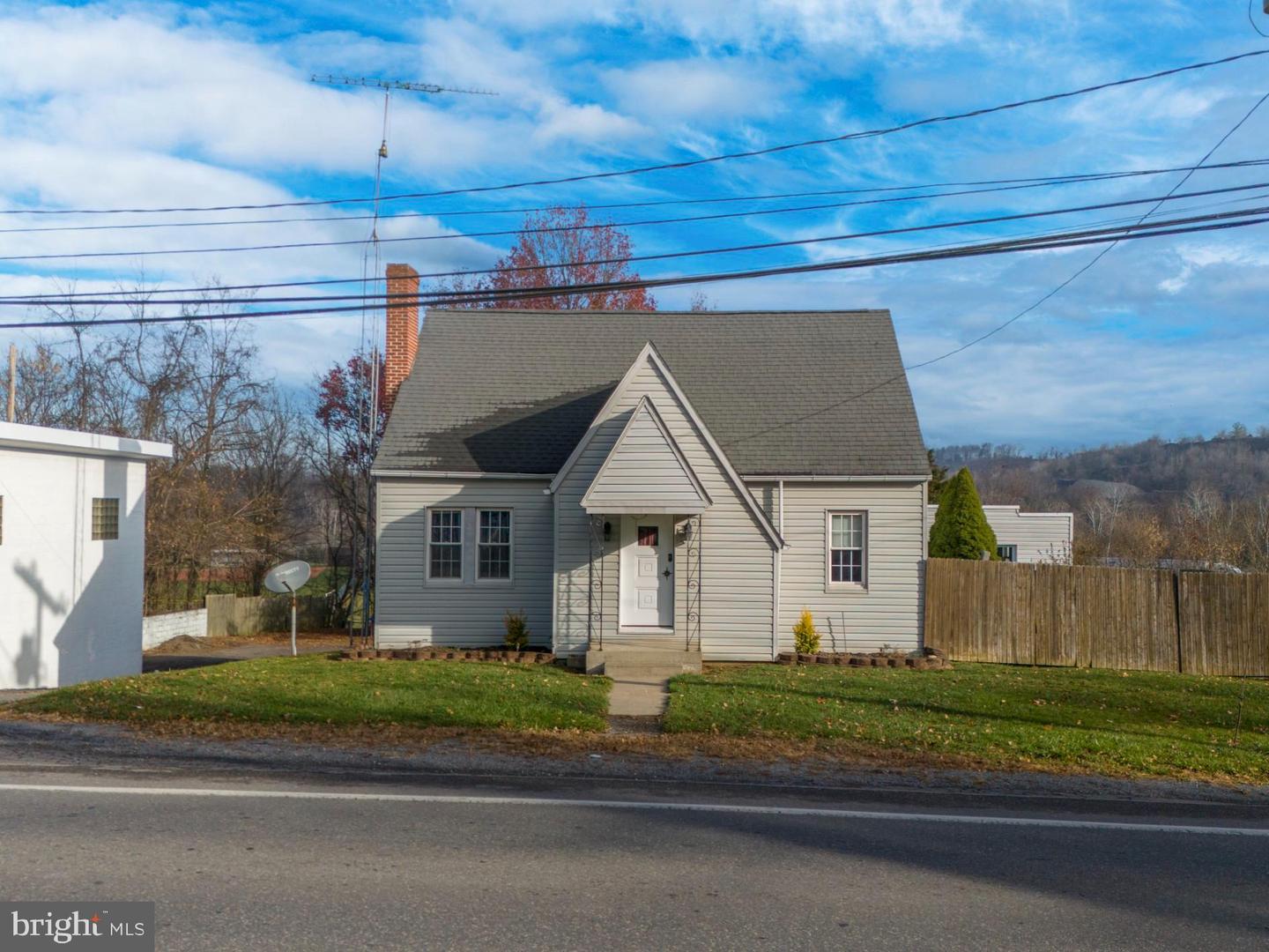 13381 Buck Valley, Warfordsburg, PA 17267 - MLS PAFU2001422 - Coldwell ...
