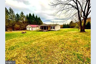 1208 Mya Dr, Saxton, PA 16678 - MLS PAHU2022562 - Coldwell Banker