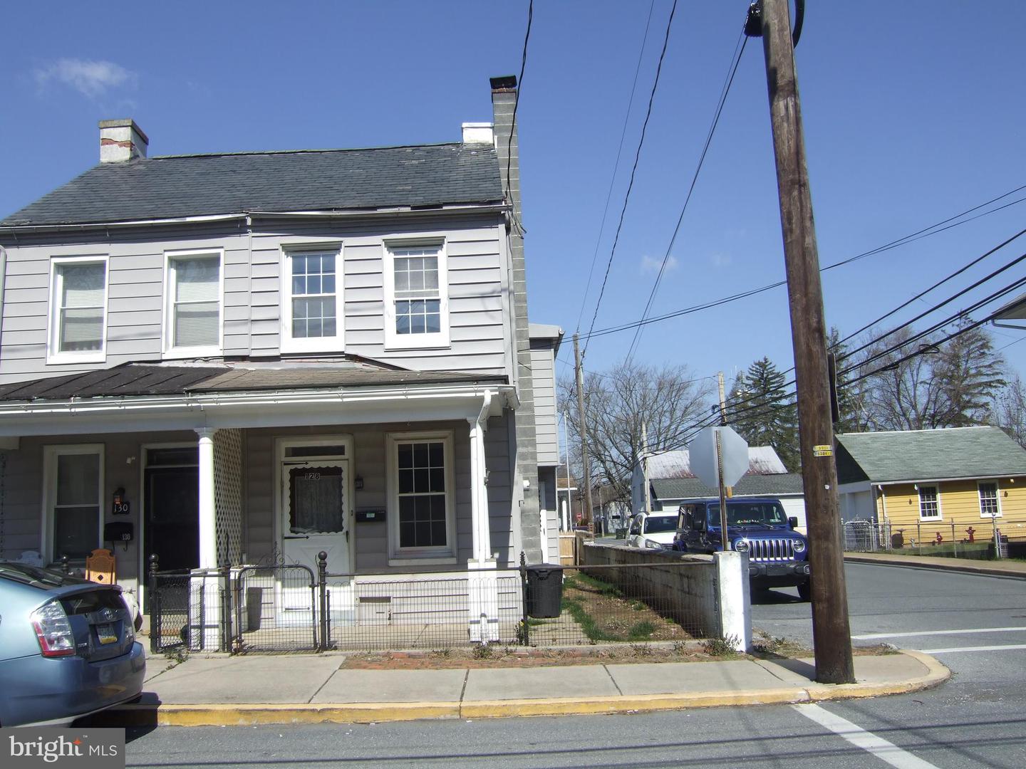 128 W Ferdinand St, Manheim, PA 17545 - MLS PALA2048958 - Coldwell Banker