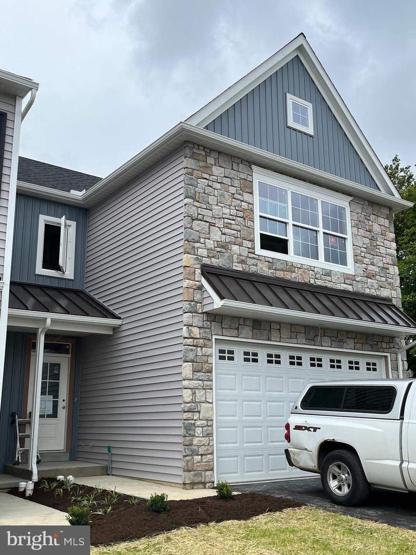 2490 Spring Water Cir #72, Lancaster, PA 17601 - MLS PALA2058024 ...