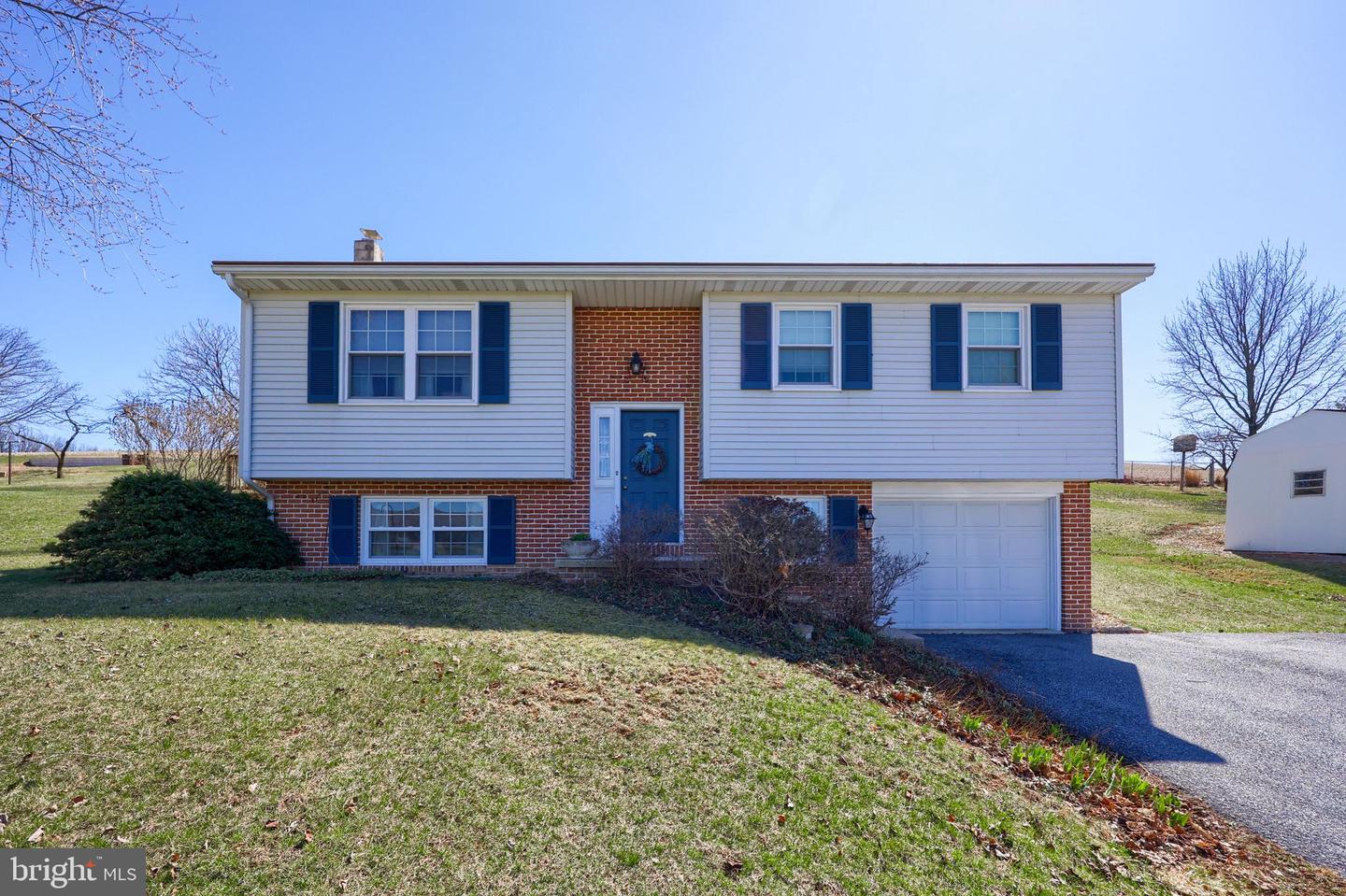 310 Long Ln, Lititz, PA 17543 - MLS PALA2065474 - Coldwell Banker